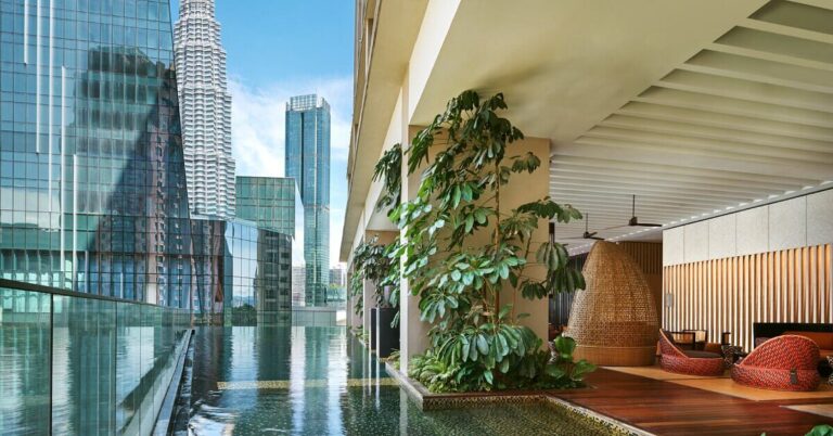 Soak In These Best Rooftop Pools In Kuala Lumpur (2025)